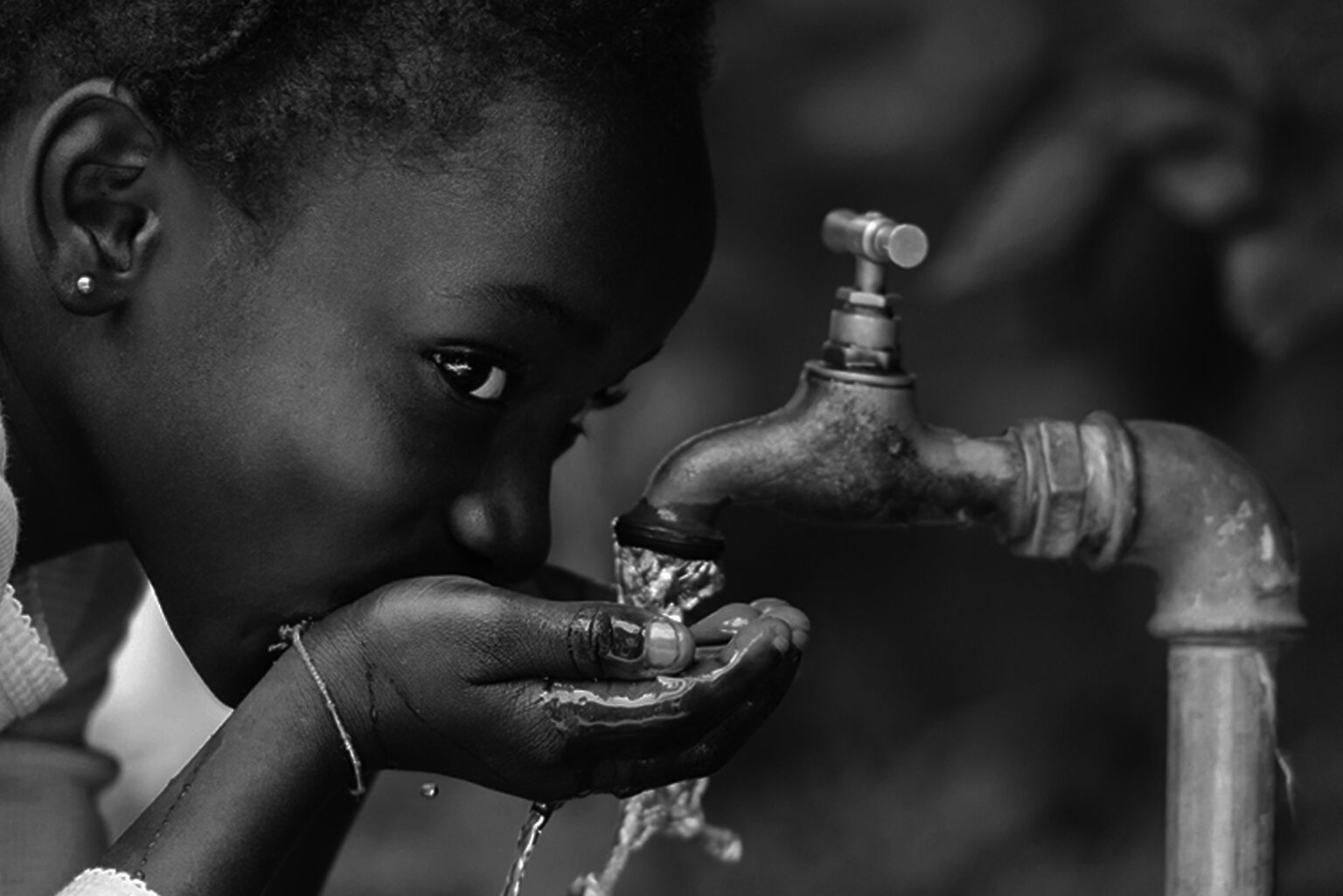 Clean water for all - Made Blue Foundation